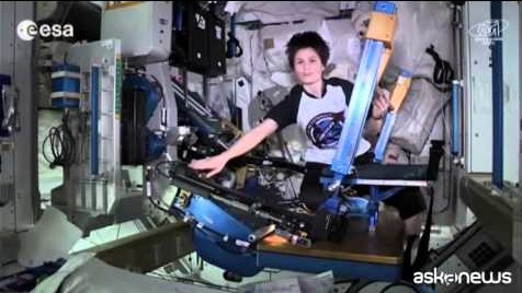 La palestra spaziale di Samantha Cristoforetti (VIDEO) | ILFOGLIETTONE.IT