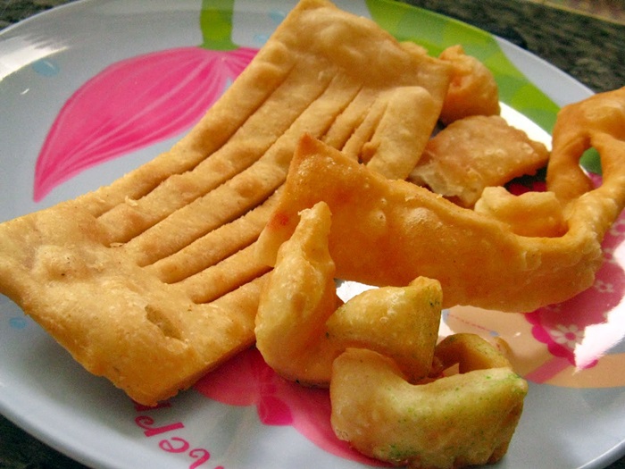 Khapse, le frittelle più famose del Tibet | ILFOGLIETTONE ...