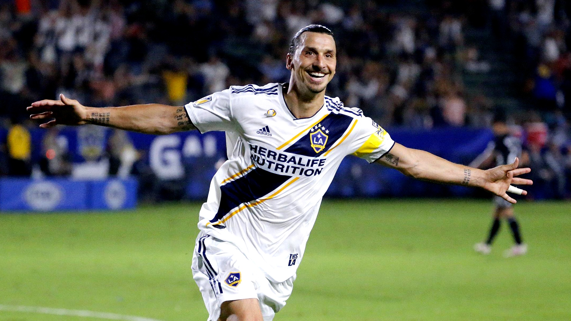 Ibrahimovic torna al Milan, pronto un contratto di 6 mesi ...