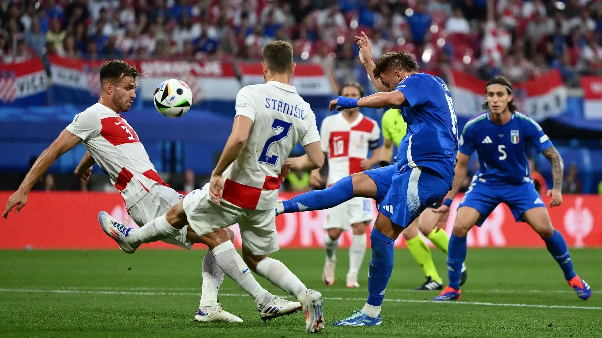 Zaccagni manda agli ottavi l’Italia | 1-1 con la Croazia Sabato sfida con la Svizzera